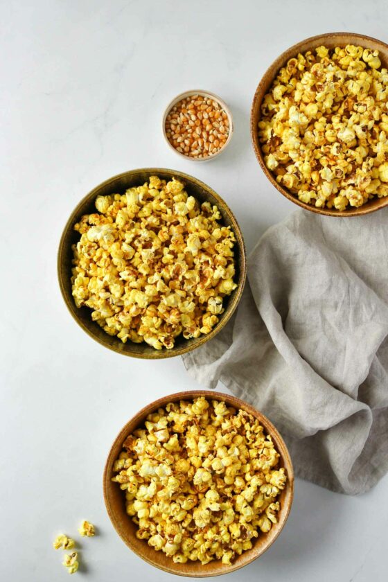 Spicy Curry Turmeric Popcorn - Encore & More