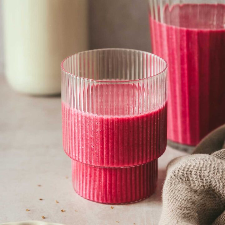 Hot Pink Breakfast Smoothie - Encore & More